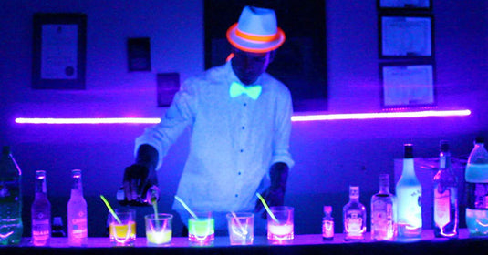 Neon Party - The Complete Guide – PARTY GOAT