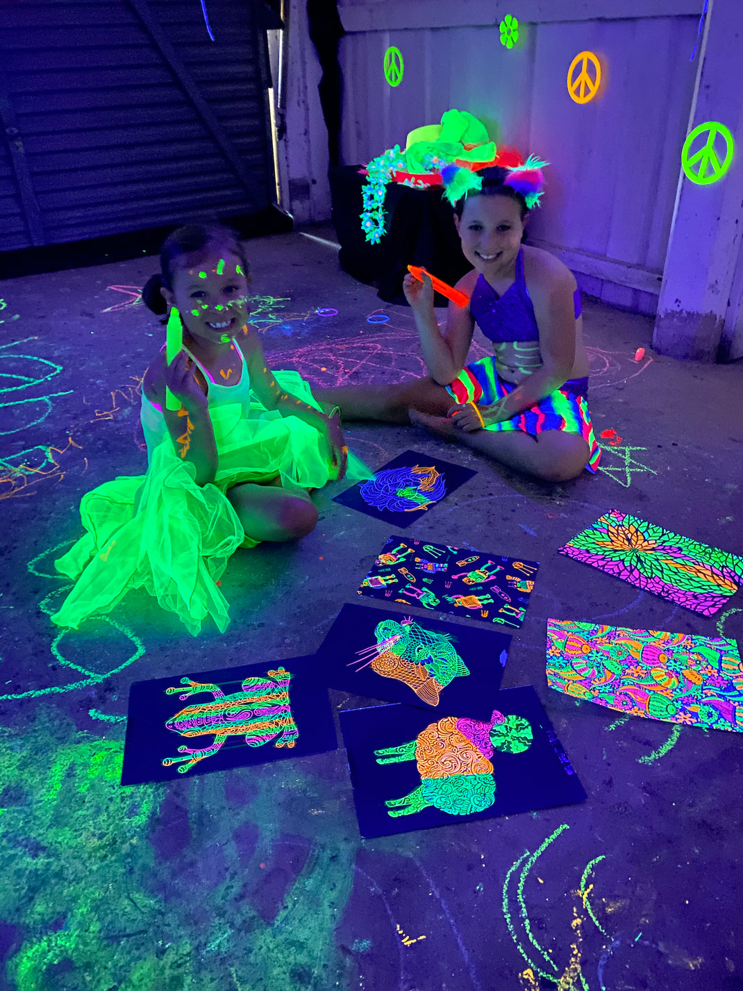 Black Light Party Games for Kids – PARTY GOAT