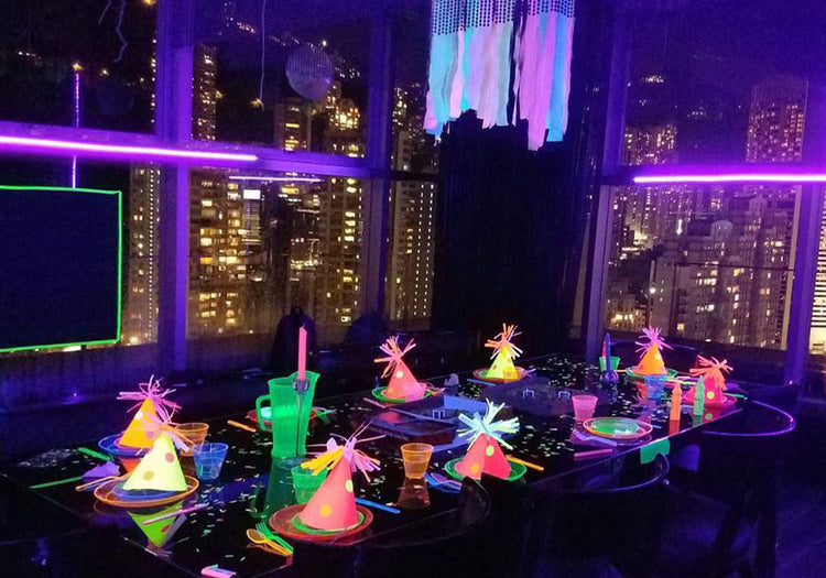 Neon Party - The Complete Guide – PARTY GOAT